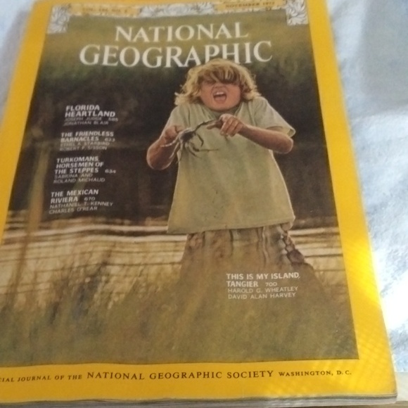 National Geographic | Other | November 973 National Geographic With Map ...